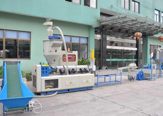 Automatic Plastic Recycling Equipment Output 130-150kg/H With Power 37-45kw