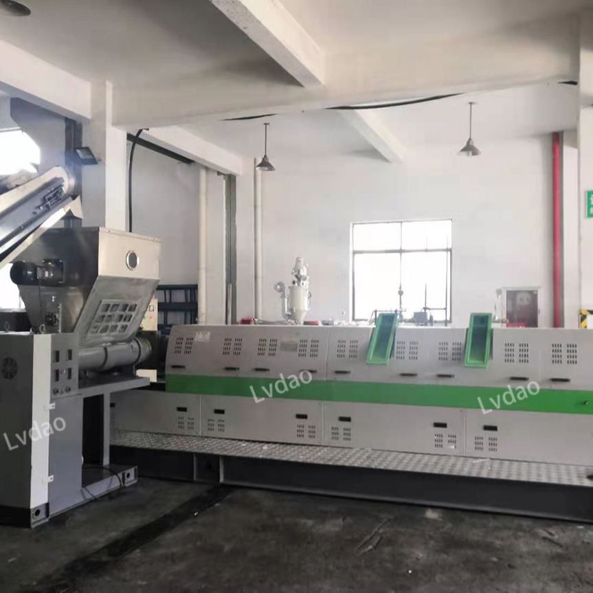 LDS Series Film Side Feeder Recycling Line Plastic Granulating Machine